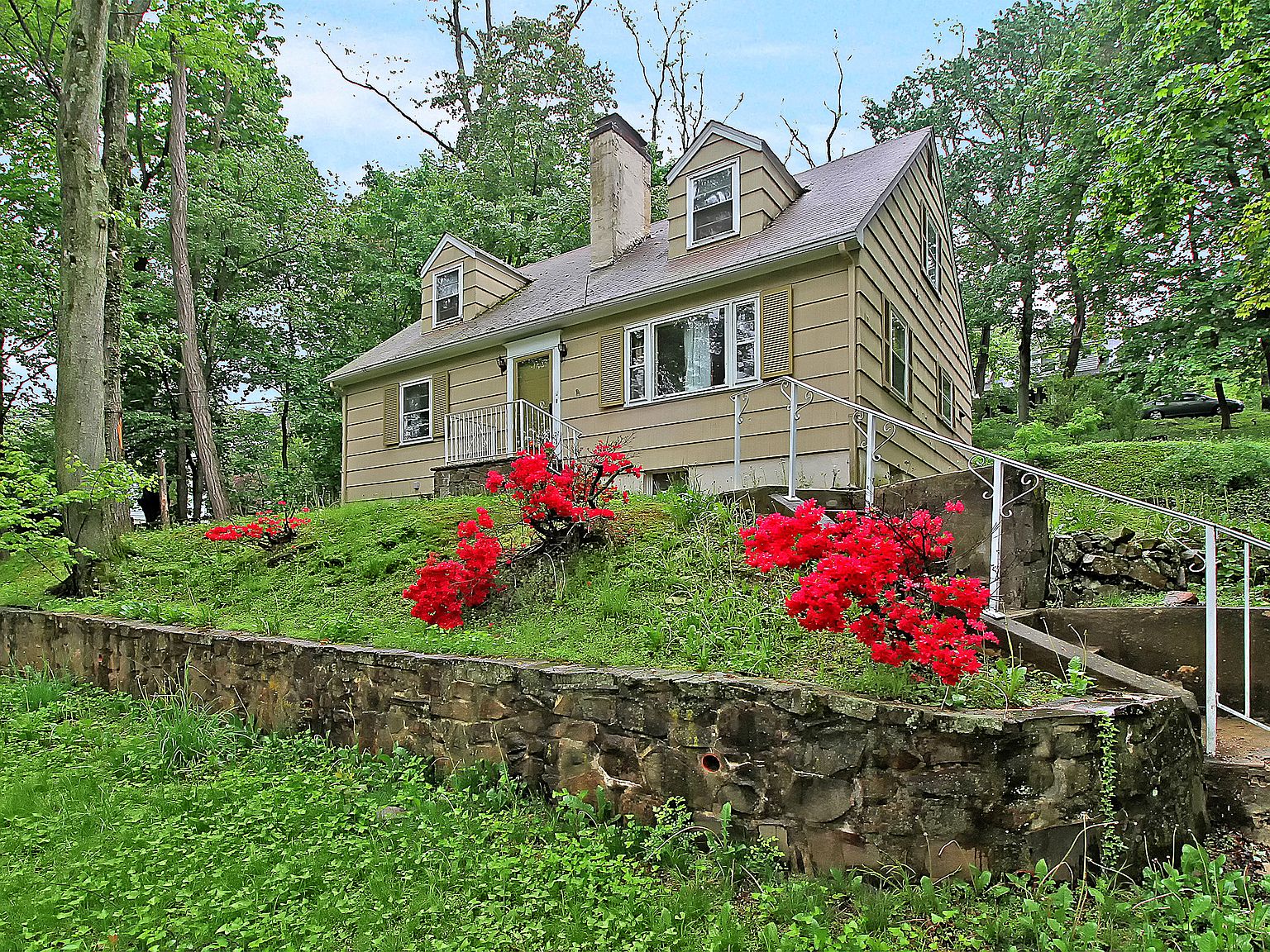 92 Long Hill Rd, Gillette, NJ 07933 | Zillow