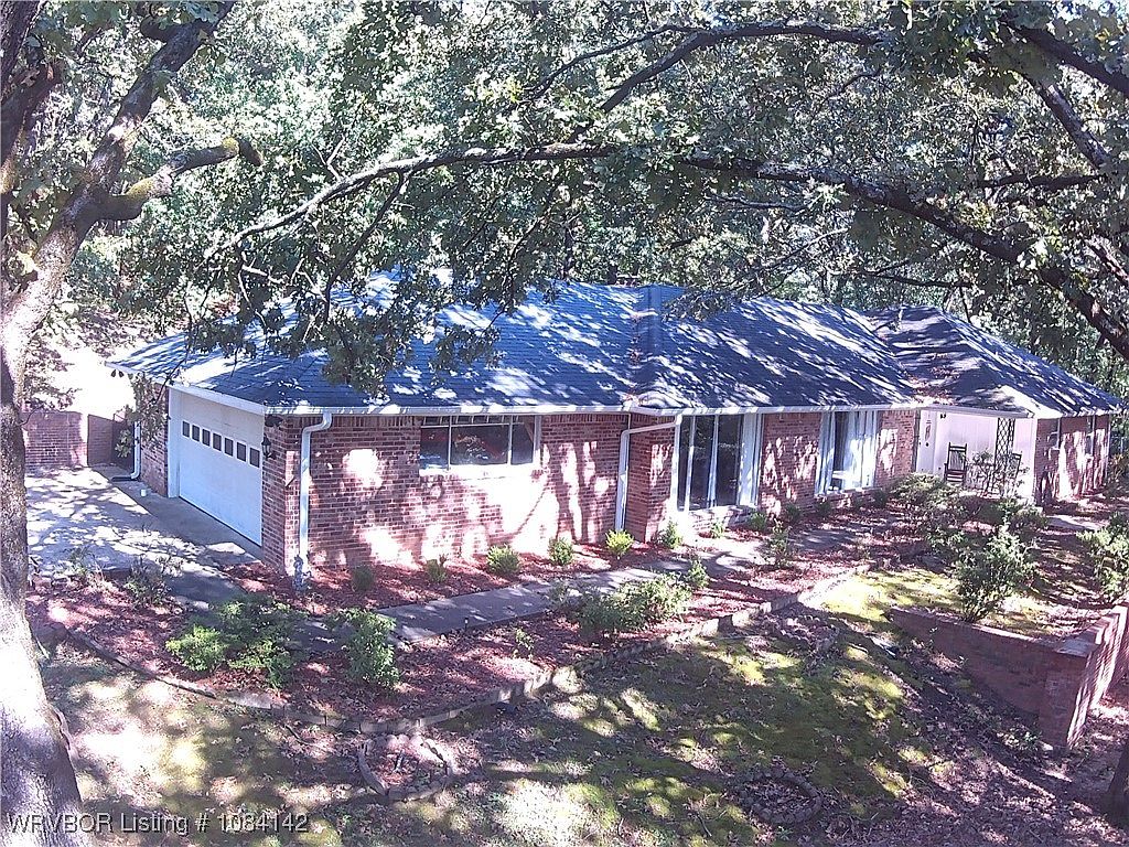 11 Carthage Cir, Fort Smith, AR 72901 | MLS #1084142 | Zillow