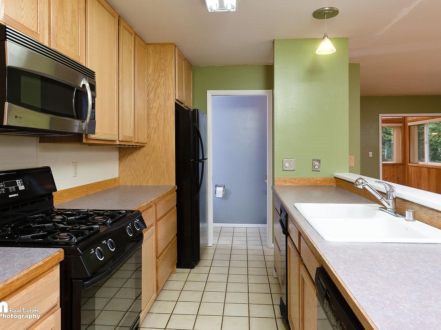 3601 Raspberry Rd APT 5A, Anchorage, AK 99502 | Zillow