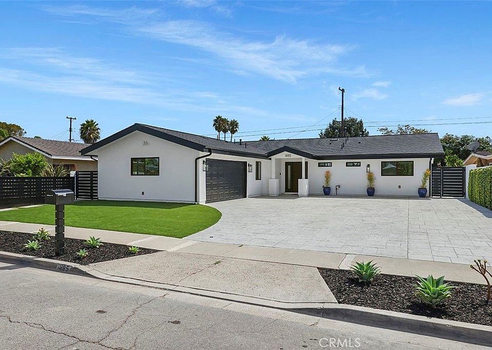885 Senate St, Costa Mesa, CA 92627 | MLS #OC23173839 | Zillow
