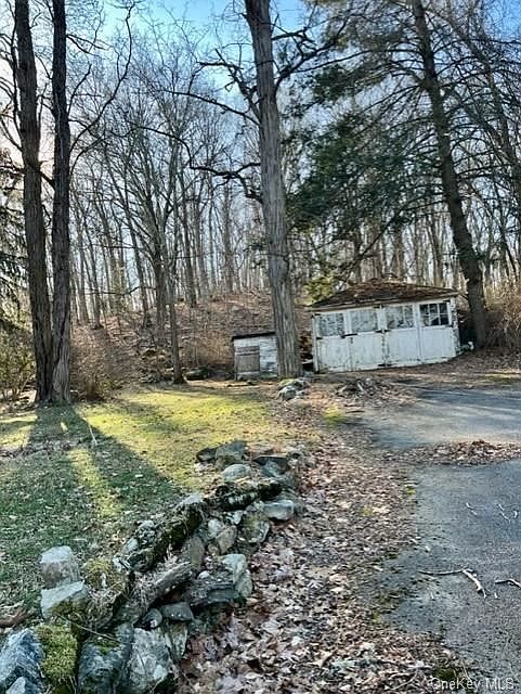 51 Barrett Pond Rd, Cold Spring, NY 10516 | Zillow