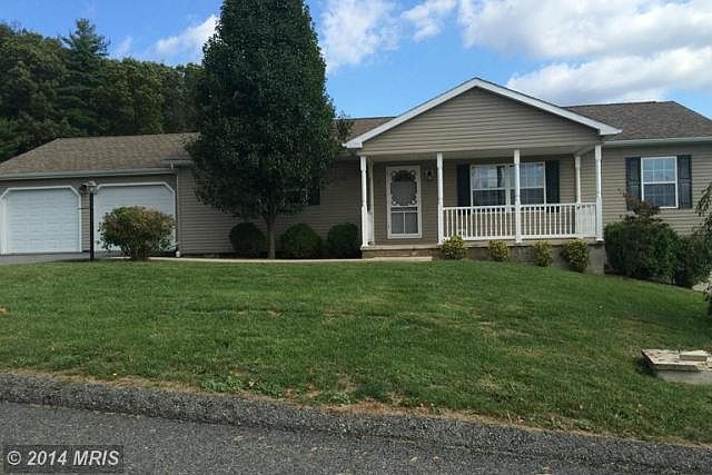 11 Village Ln, Harrisonville, PA 17228 | Zillow