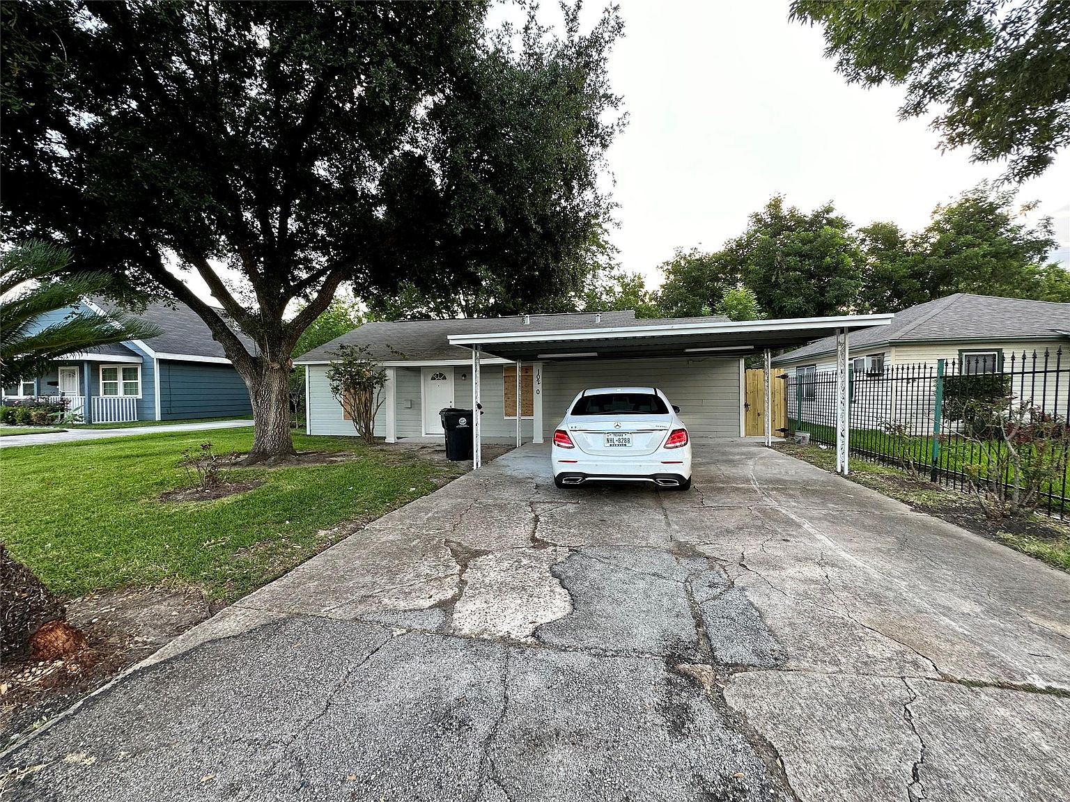 10210 Ashville Dr, Houston, TX 77051 | Zillow