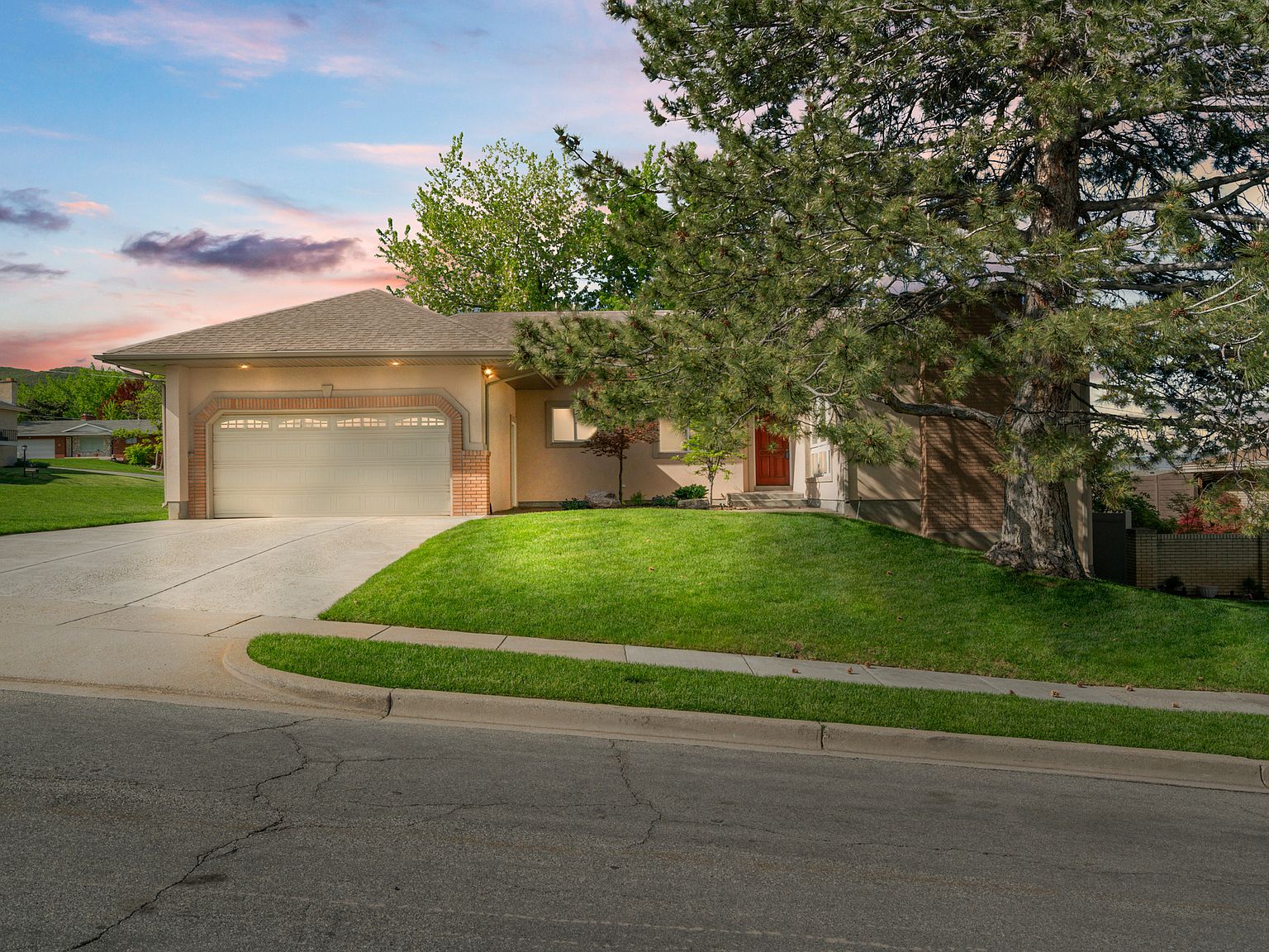 672 E 1950 S, Bountiful, UT 84010 | MLS #1999393 | Zillow