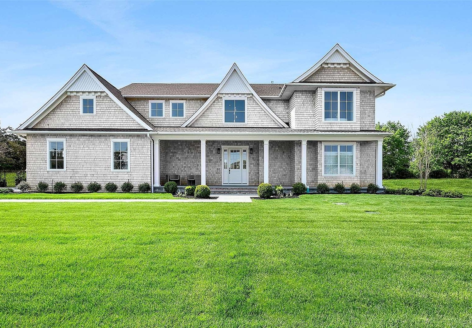 3 Happy Lane, Westhampton Beach, NY 11978 | MLS #3556698 | Zillow