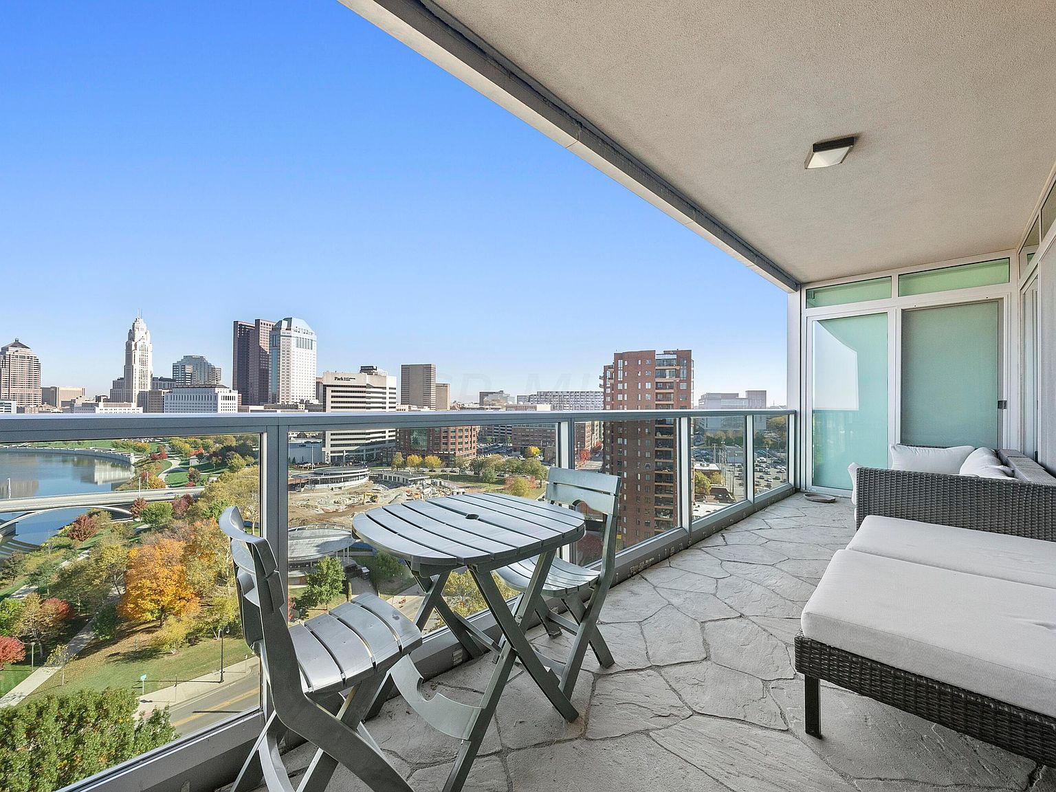 1 Miranova Pl APT 1610, Columbus, OH 43215 | Zillow