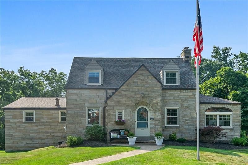 305 Broadway Dr, Pittsburgh, PA 15236 | Zillow