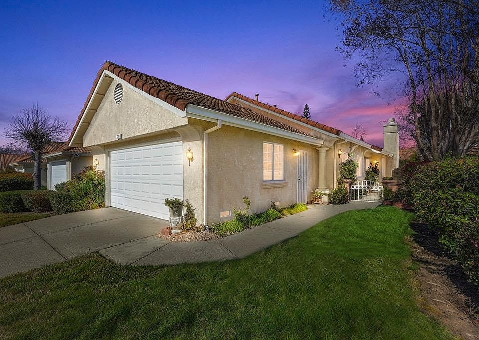 8148 Arroyo Vista Dr, Sacramento, CA 95823 | Zillow