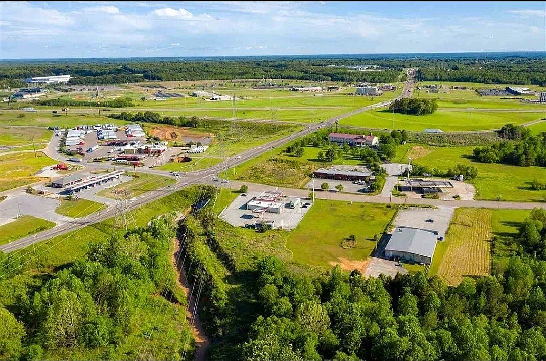 59 Kenworth Blvd, Jackson, TN 38305 | MLS #2806119 | Zillow