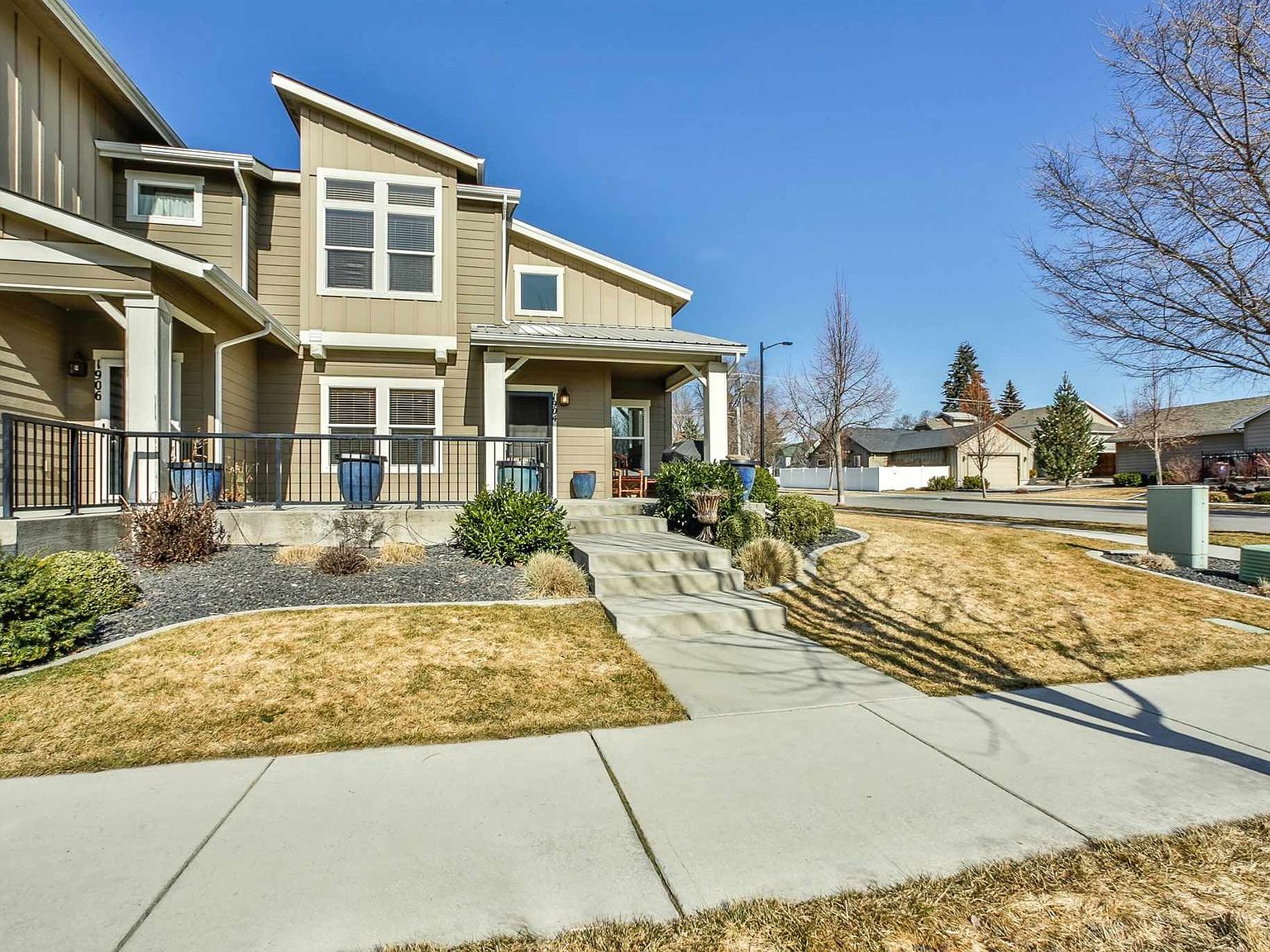 1904 W Summit Pkwy, Spokane, WA 99201 | Zillow