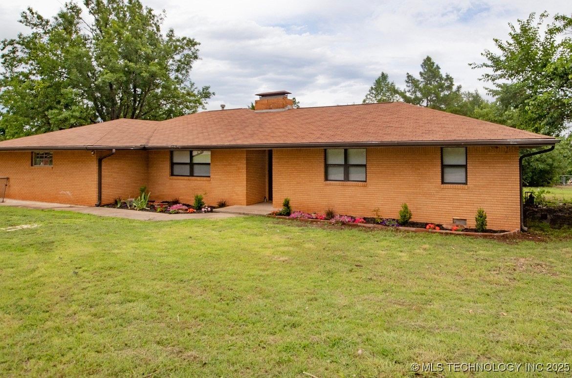 823 Ranch Ave, Stillwater, OK 74075 | MLS #2515275 | Zillow