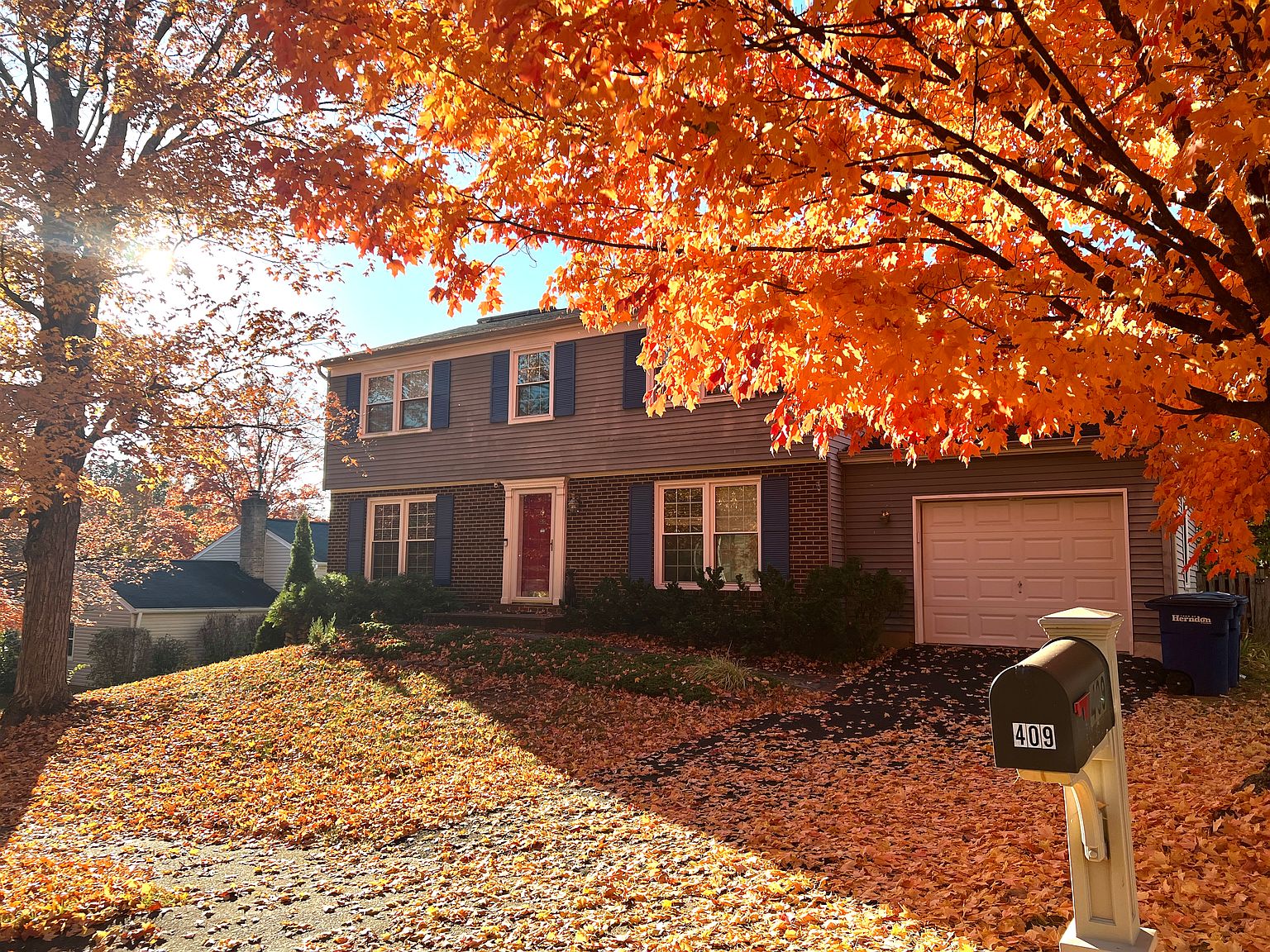 409 Cavendish St, Herndon, VA 20170 | Zillow