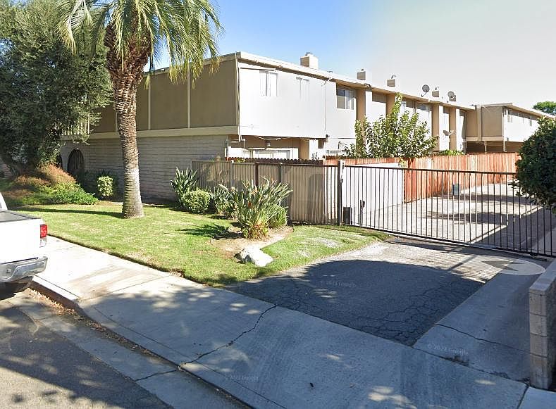 Magnolia Court - 8208 Magnolia Ave Riverside CA | Zillow