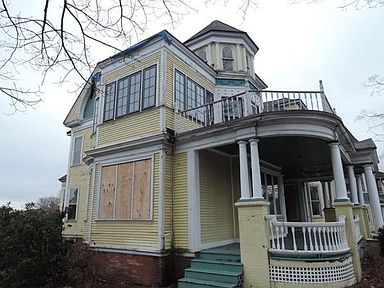 37 George St, Springfield, MA 01105 | Zillow