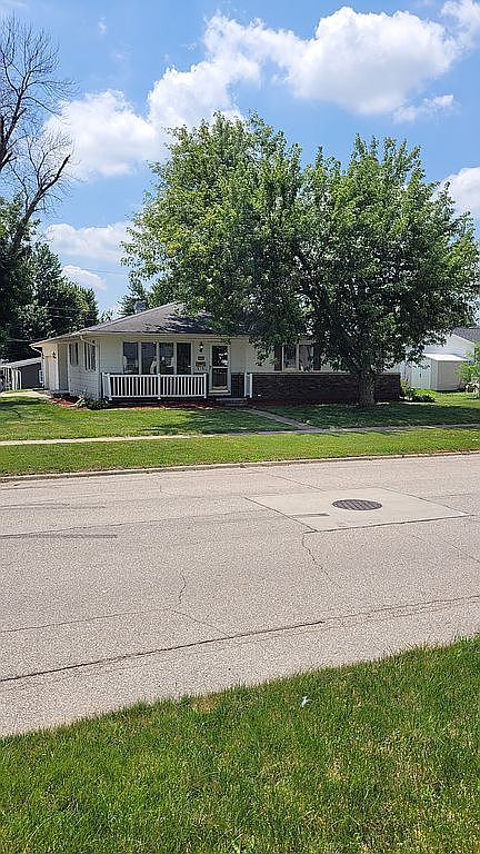 3099 27th Ave, Marion, IA 52302 | Zillow