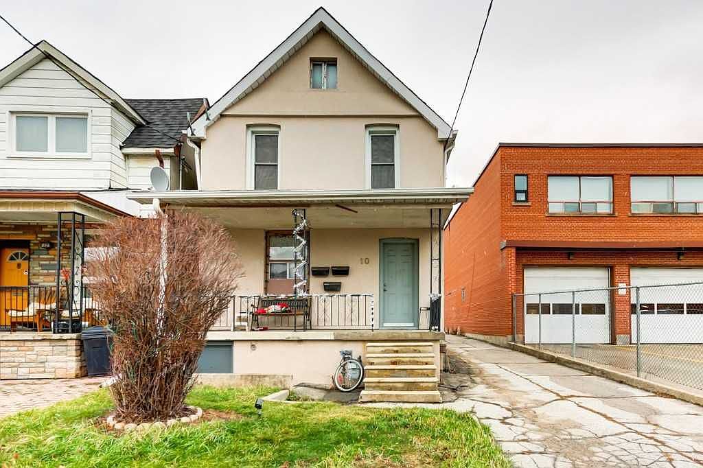 10 Lambton Ave, Toronto, ON M6N 2S1 | Zillow