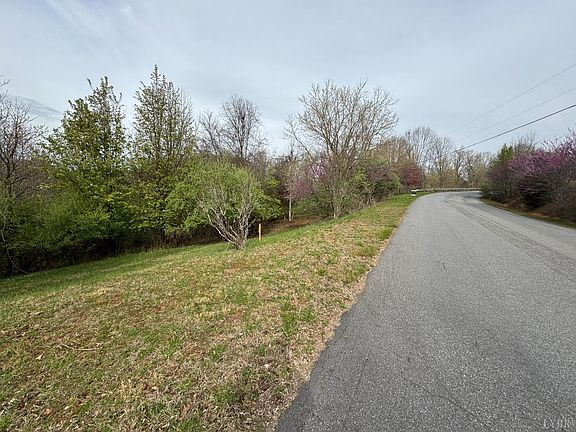 3 Trails End Rd, Goodview, VA 24095 | MLS #351316 | Zillow