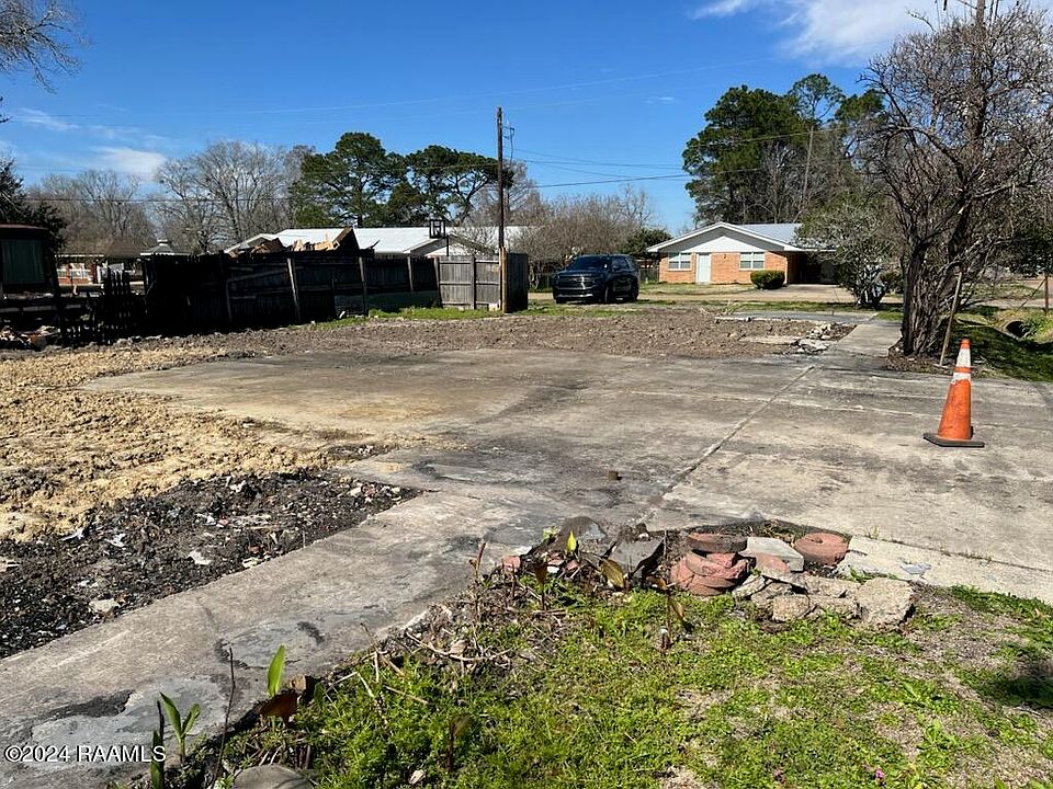 402 W Bollard St, Baldwin, LA 70514 | Zillow