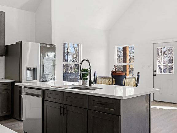 813 Lake View Rdg, White Settlement, TX 76108 | MLS #20804800 | Zillow