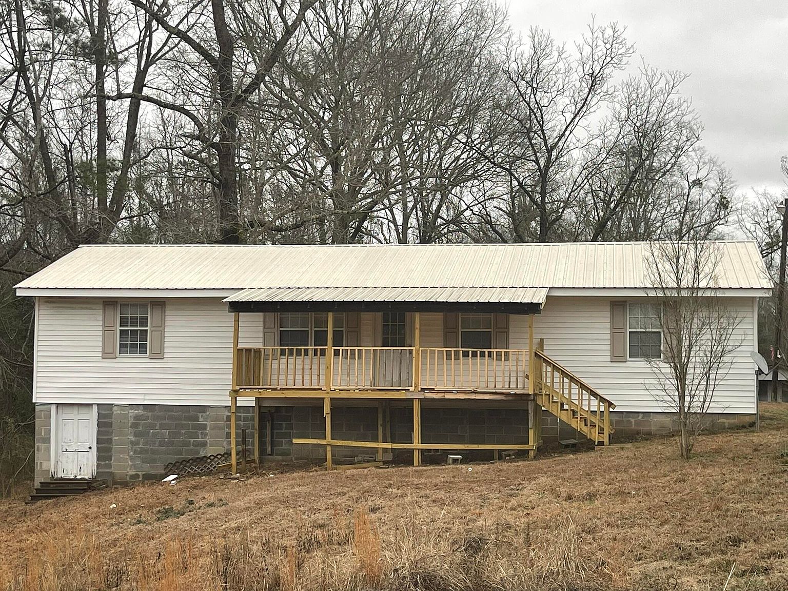 1270 Sumter #9, Lisman, AL 36912 | MLS #24-13 | Zillow