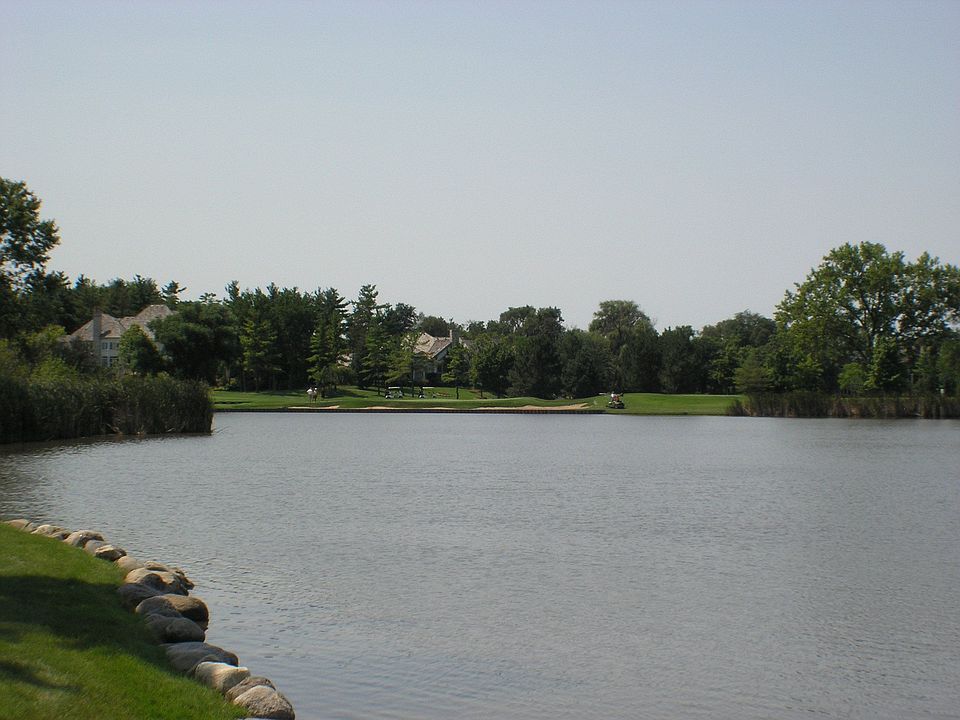 40 Castleton Ct, North Barrington, IL 60010 | Zillow