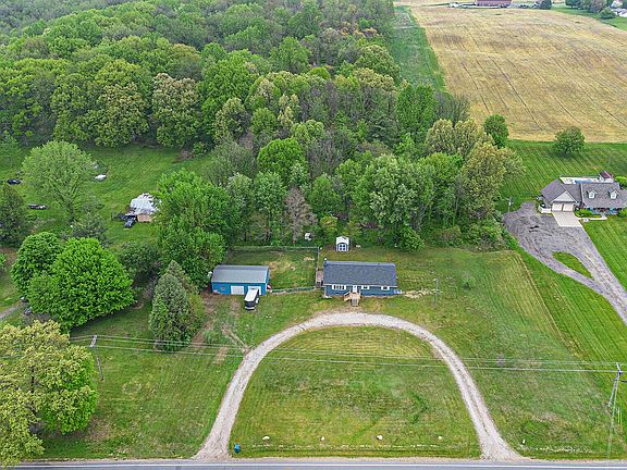 21164 Calvin Hill St, Cassopolis, MI 49031 | MLS #25022214 | Zillow