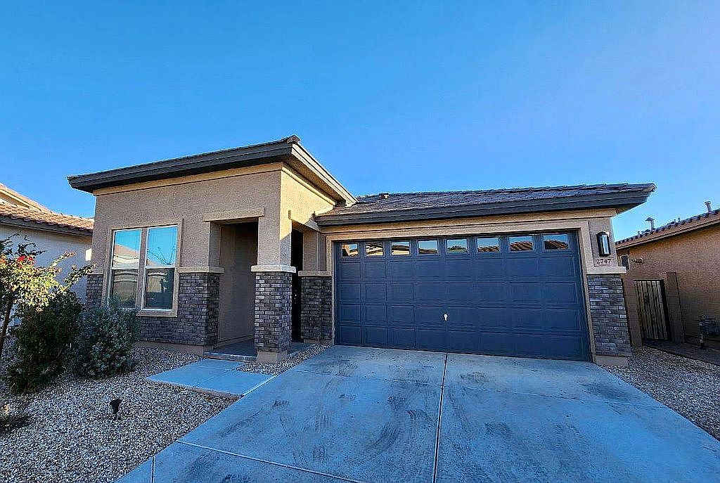 2747 W Apollo Rd, Phoenix, AZ 85041 | Zillow