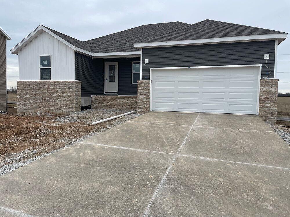 1134 E Perry Street, Republic, MO 65738 | Zillow