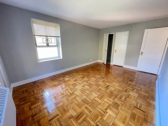 196-36 67th Ave #3, Fresh Meadows, NY 11365 | Zillow