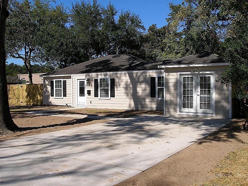 6630 Corbin St, Houston, TX 77055 | Zillow