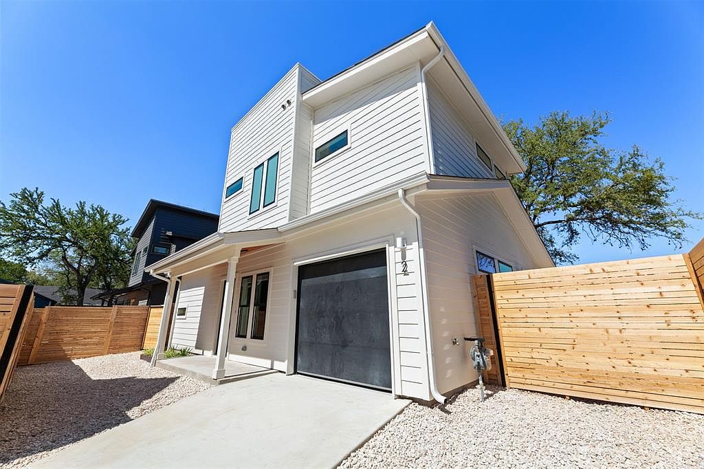 1229 Delano St #2, Austin, TX 78721 | Zillow