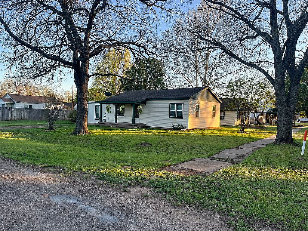 1201 8th St, Ryan, OK 73565 | Zillow