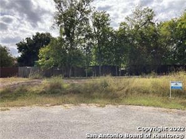 Lake Mcqueeney - McQueeney TX Real Estate - 14 Homes For Sale | Zillow