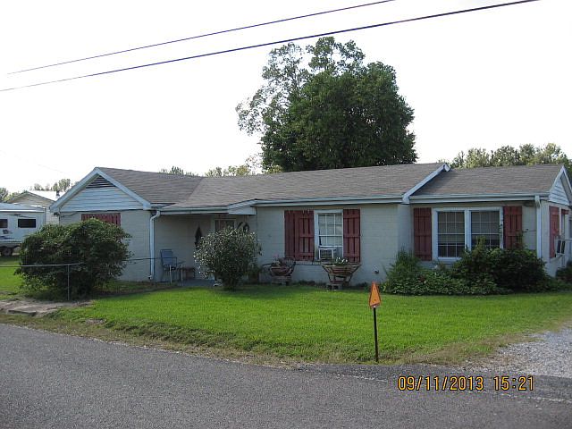 238 Wilson St, Raceland, LA 70394 | Zillow