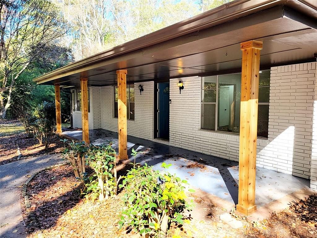 300 E Campbellton St, Fairburn, GA 30213 | Zillow