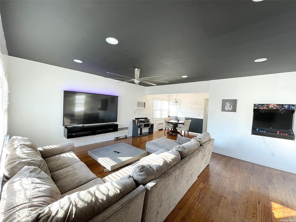 345 E Hudson St, Long Beach, NY 11561 | Zillow