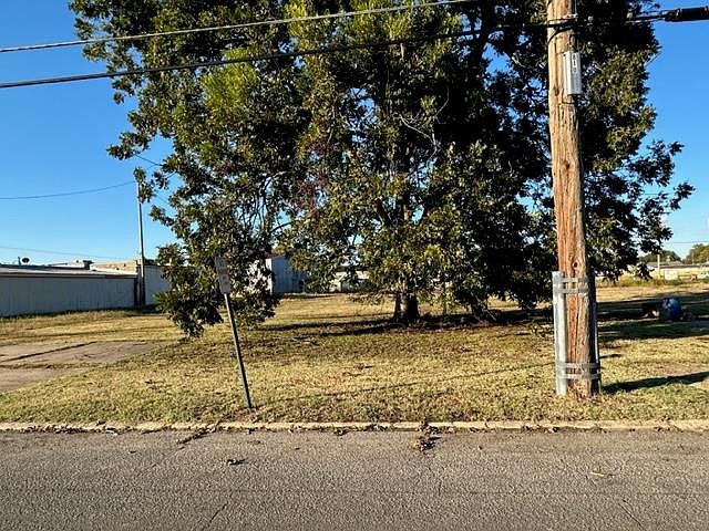 144 Brandon St, Forrest City, AR 72335 | MLS #40570 | Zillow