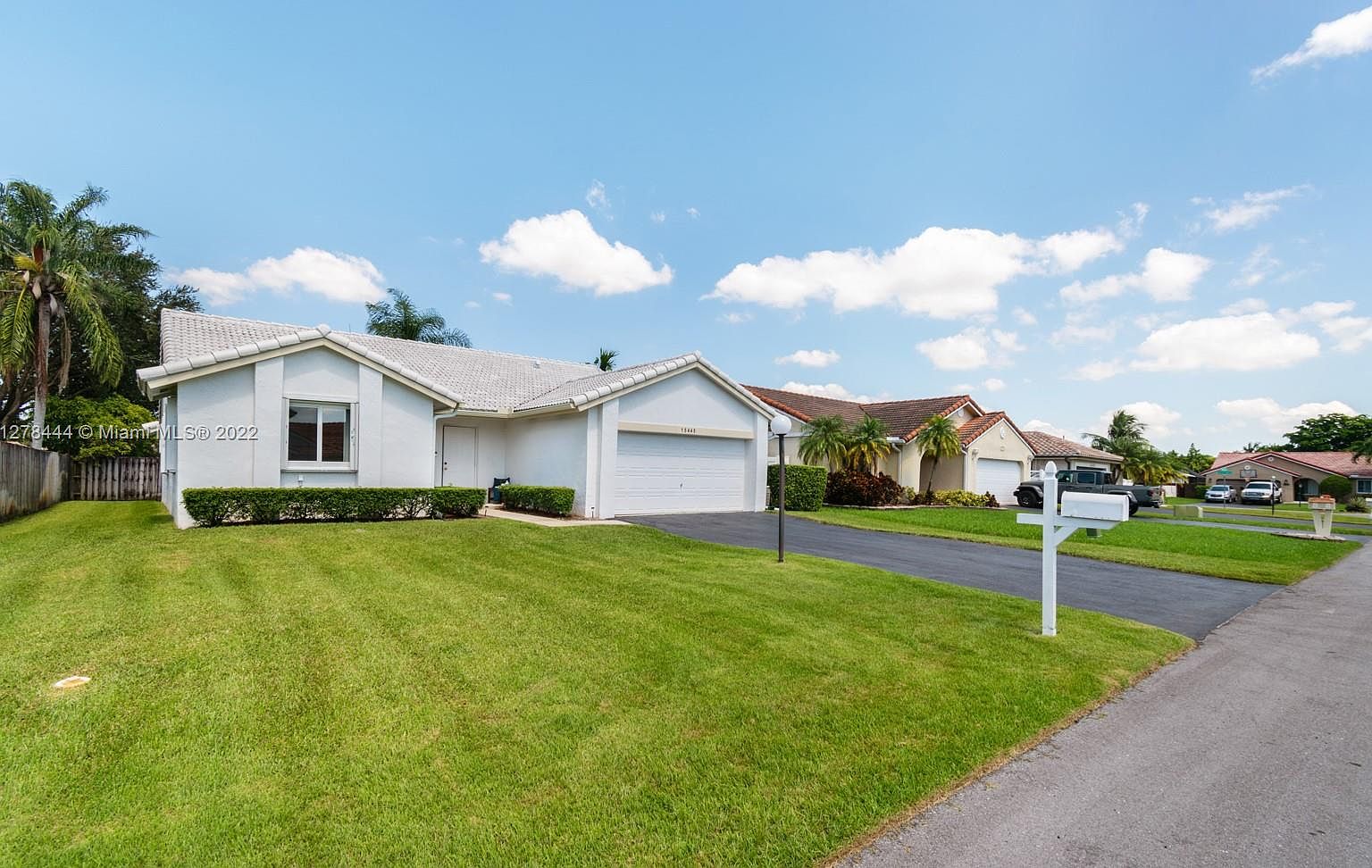 15445 Gauntlet Hall Mnr, Fort Lauderdale, FL 33331 | Zillow