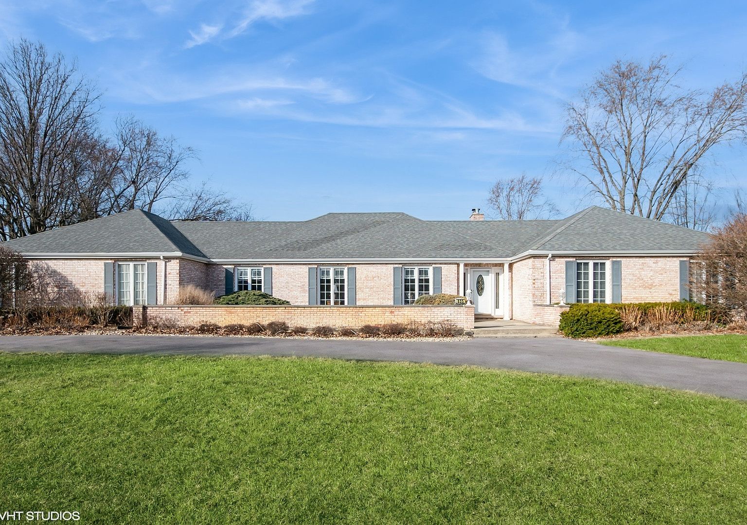 835 Highland Rd, Frankfort, IL 60423 | Zillow