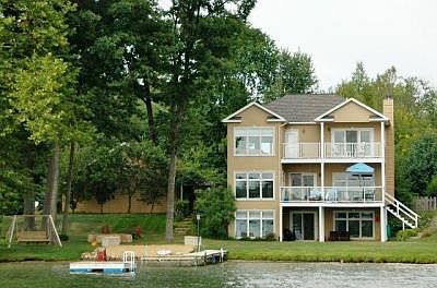 46933 Elizabeth Ln, Decatur, MI 49045 | Zillow