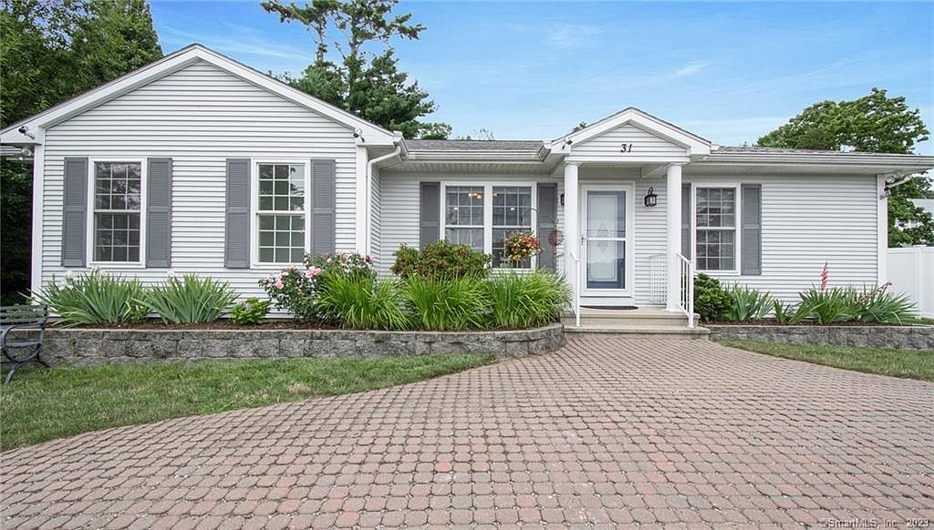 31 Merrill Rd, Clinton, CT 06413 | Zillow
