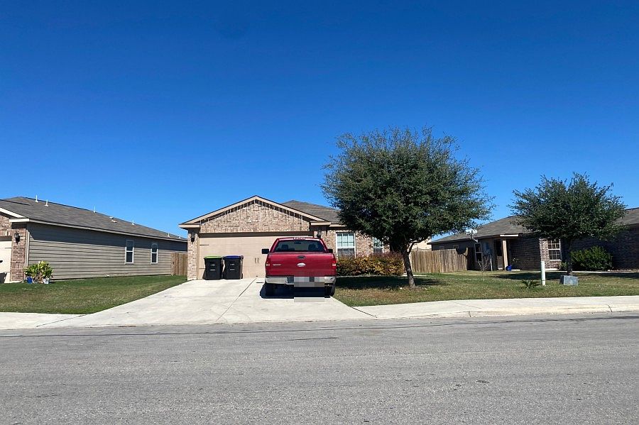 12215 Claiborne, San Antonio, TX 78252 | Zillow