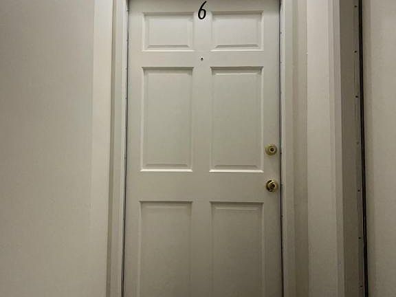 230 Lowell St APT 6, San Francisco, CA 94112 | Zillow