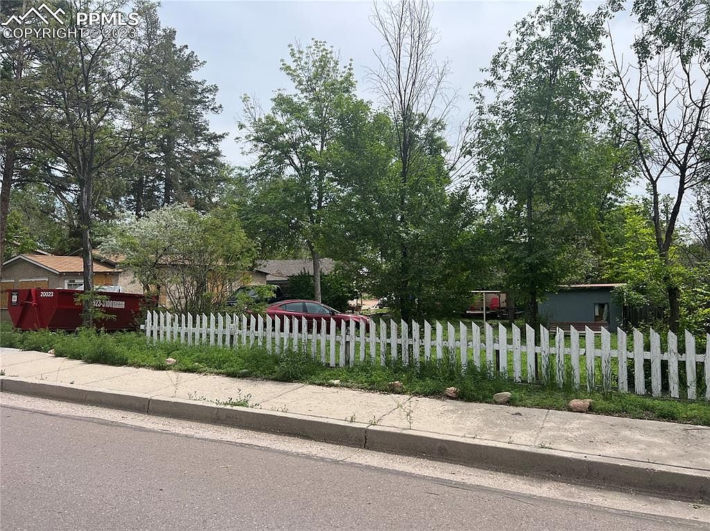 2317 N Chestnut St, Colorado Springs, CO 80907 | Zillow