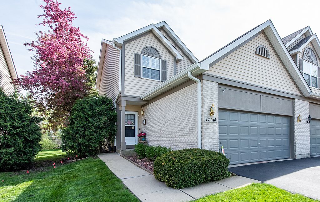 17145 W Cunningham Ct #12A, Libertyville, IL 60048 | Zillow