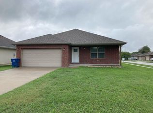 1130 S Arcadia Avenue, Springfield, MO 65804 | MLS #60278460 | Zillow
