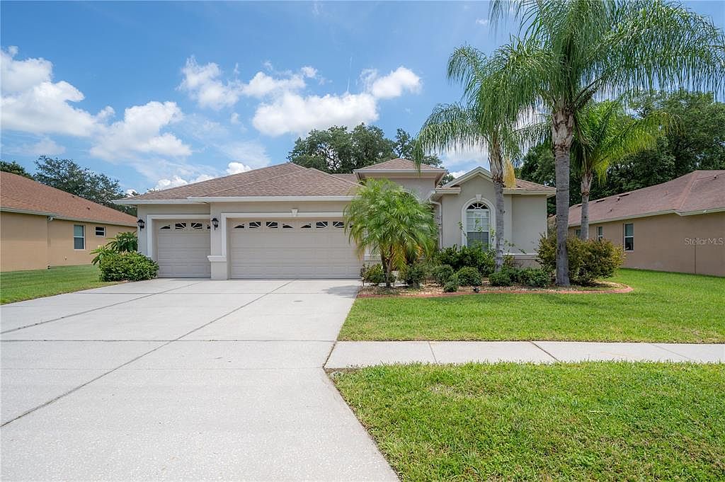 27429 Sora Blvd, Wesley Chapel, FL 33544 | MLS #T3458699 | Zillow
