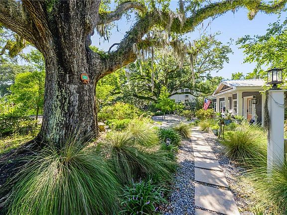 233 Carre Ct, Bay Saint Louis, MS 39520 | MLS #2465009 | Zillow