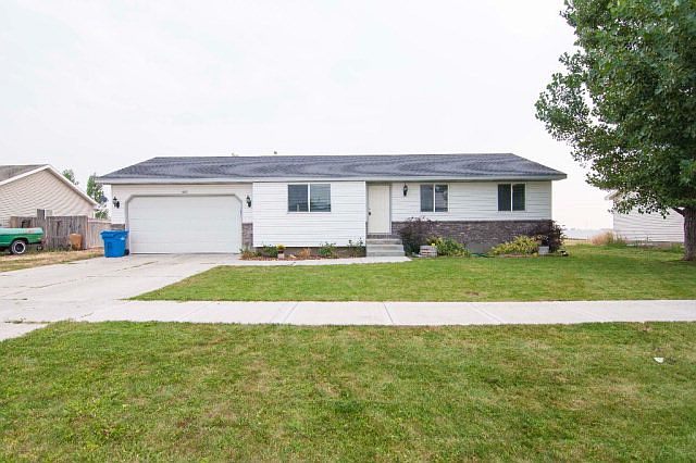 3128 E Larson Dr, Idaho Falls, ID 83401 | Zillow