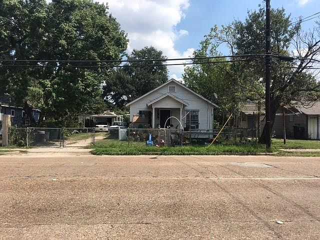 2712 Elysian St, Houston, TX 77009 | Zillow